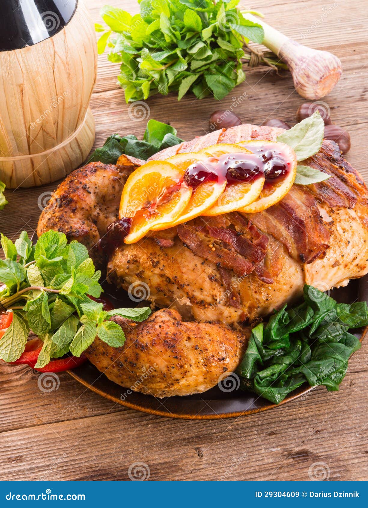 Pavo Cocido Con El Relleno De La Castaña Imagen de archivo - Imagen de ...