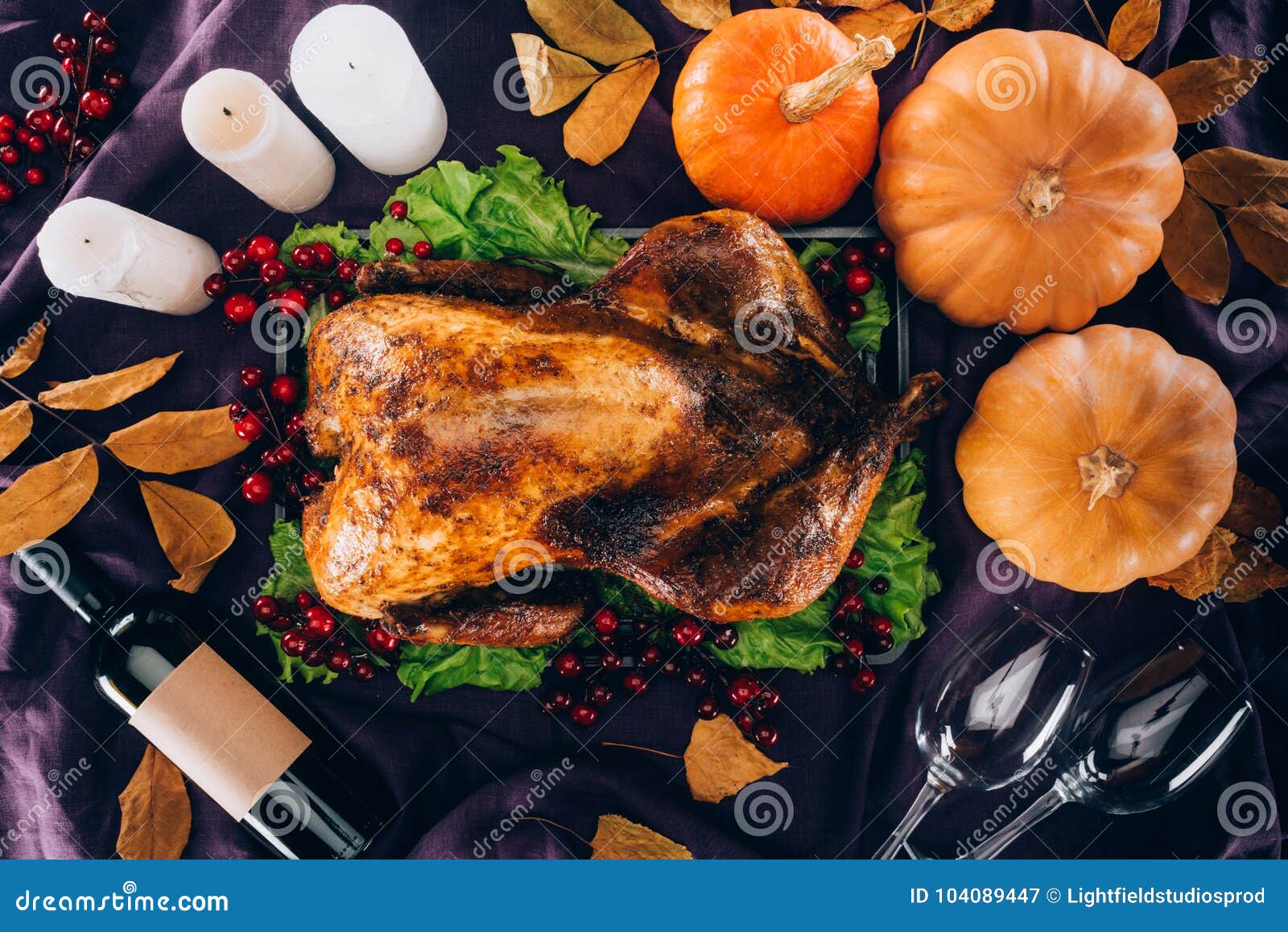 Pavo Cocido Con Las Calabazas Imagen de archivo - Imagen de ...