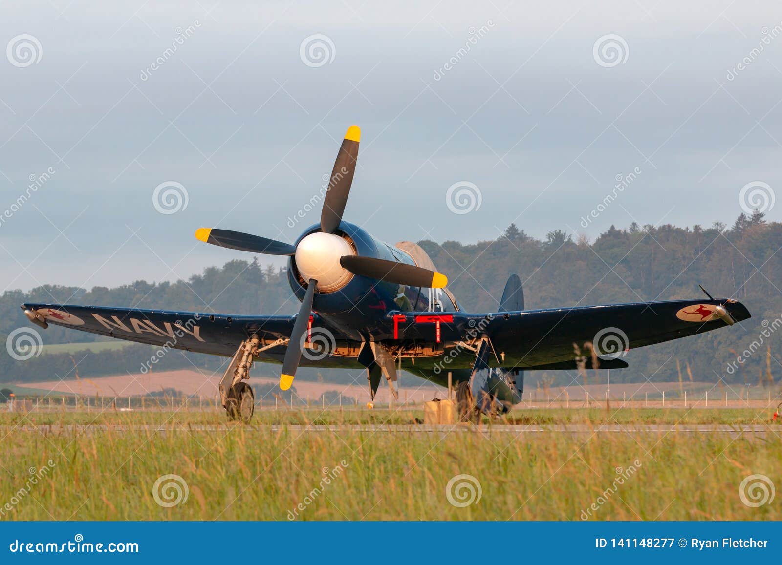 Hawker Sea Fury FB.11 F-AZXJ in Royal Australian Navy Markings ... Hawker Sea Fury FB.11 F-AZXJ in Royal Australian Navy Markings ...