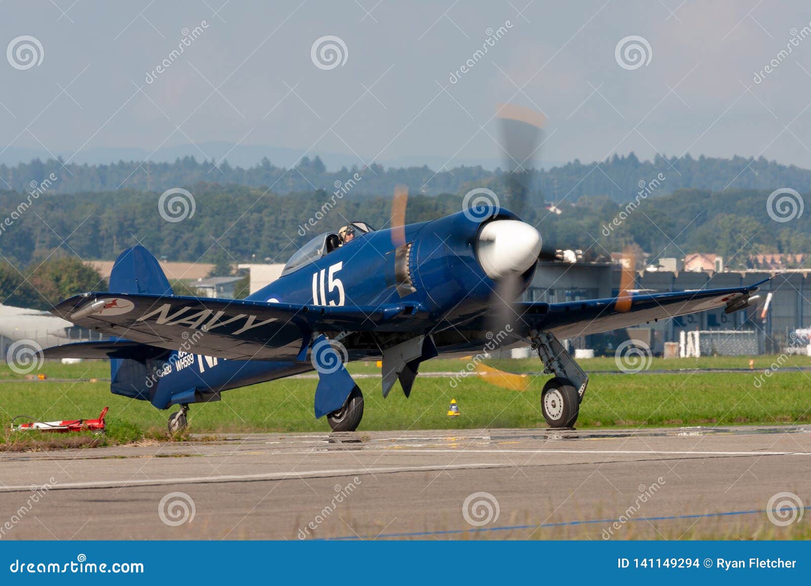 Hawker Sea Fury FB.11 F-AZXJ in Royal Australian Navy Markings ... Hawker Sea Fury FB.11 F-AZXJ in Royal Australian Navy Markings ...