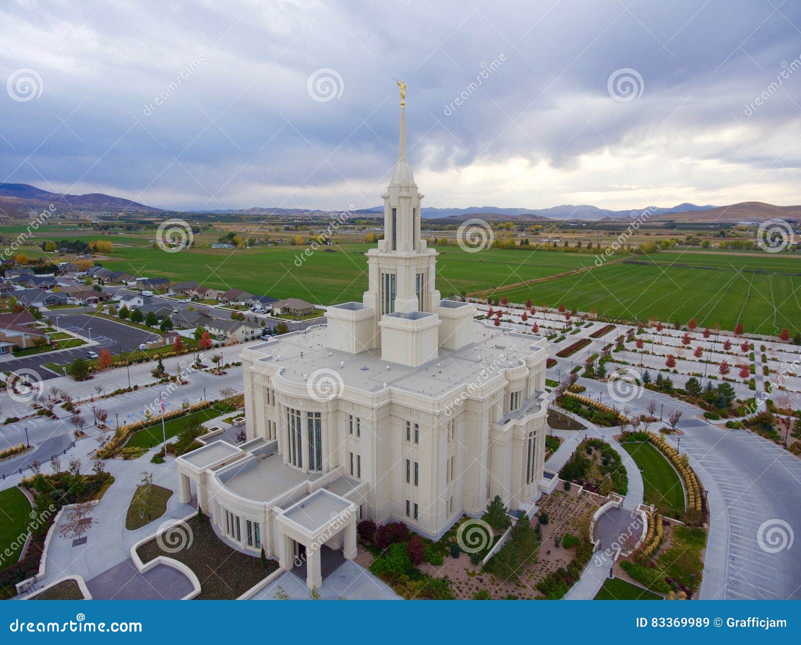 Payson Utah Mormon Temple stock image. Image of surrounded - 83369989