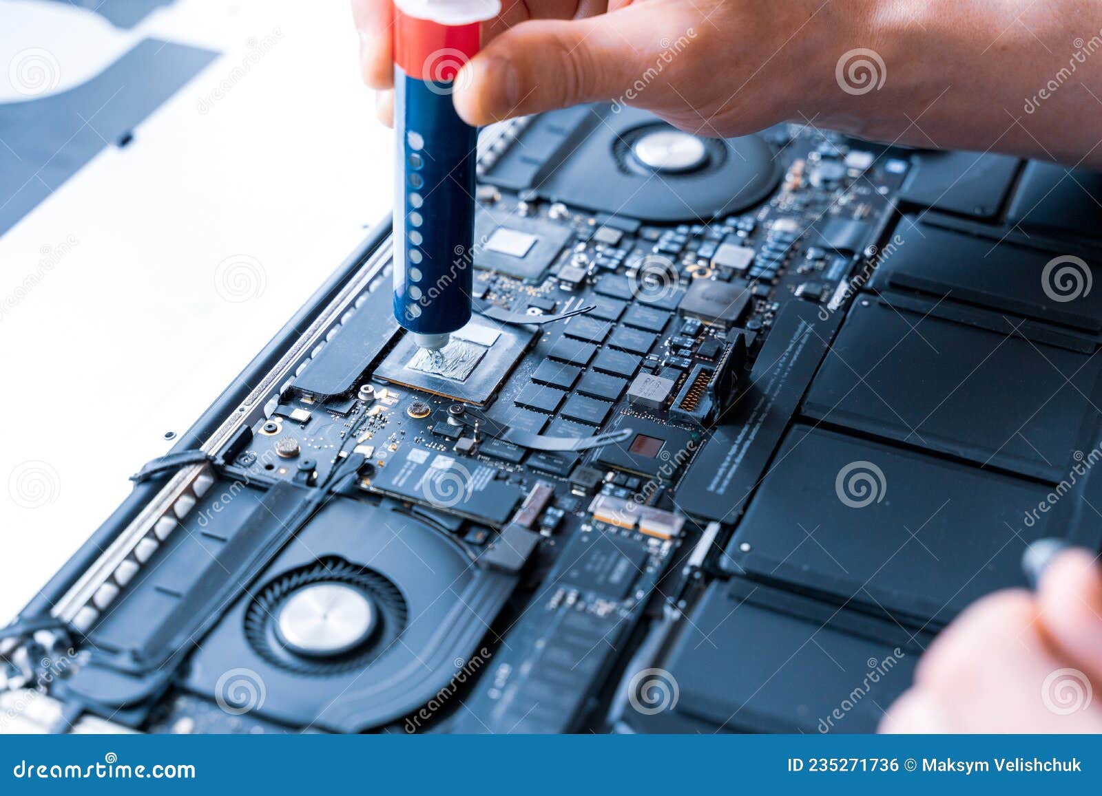 Mobile Pc Repair Center Stock Photos - Free & Royalty-Free Stock Photos ...