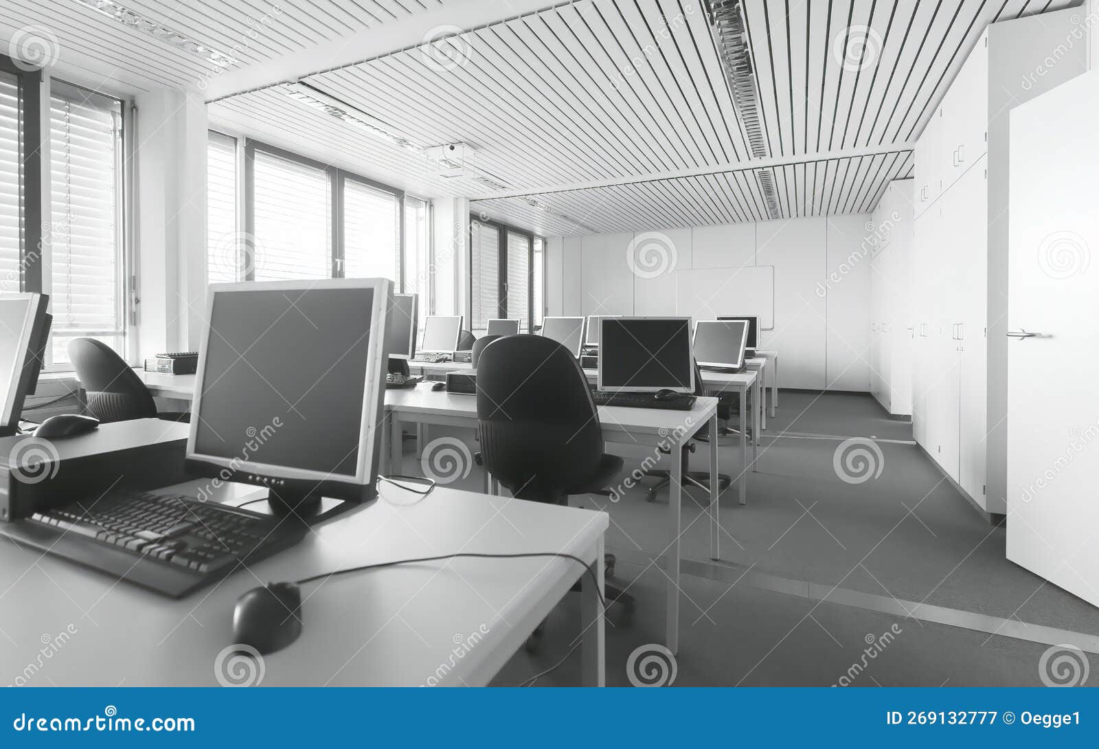 Pc Space in Black and White Stock Image - Image of classroom, tech ...