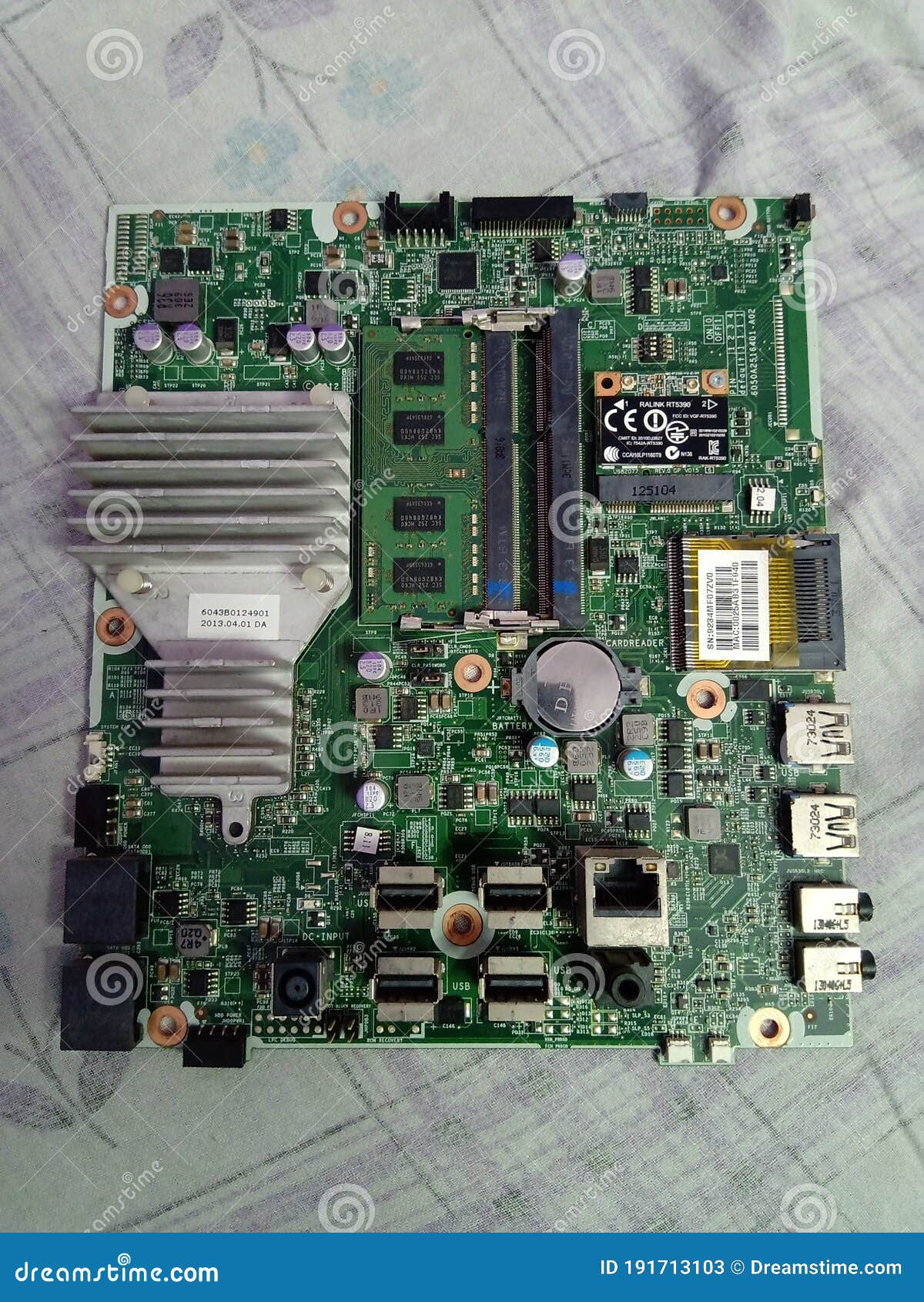 Pcb de escritorio lenovo foto de archivo editorial. Imagen de ...