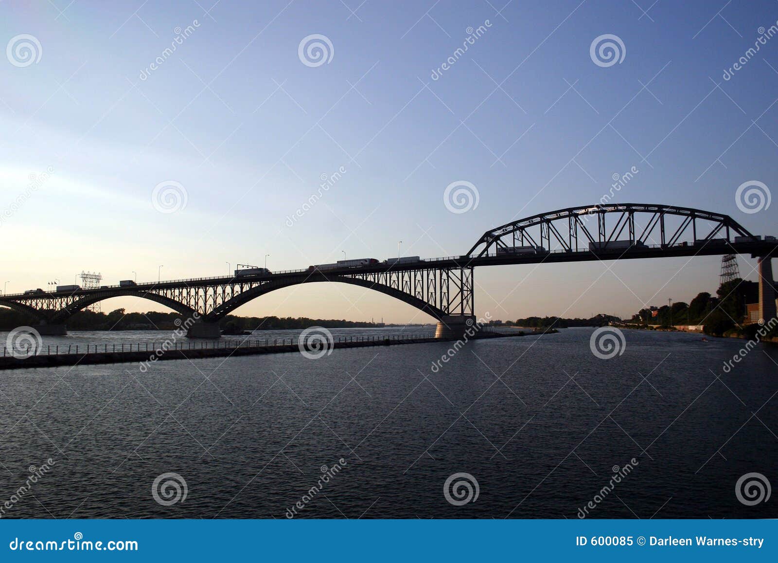 Peace Bridge crossing stock image. Image of truck, canal - 600085