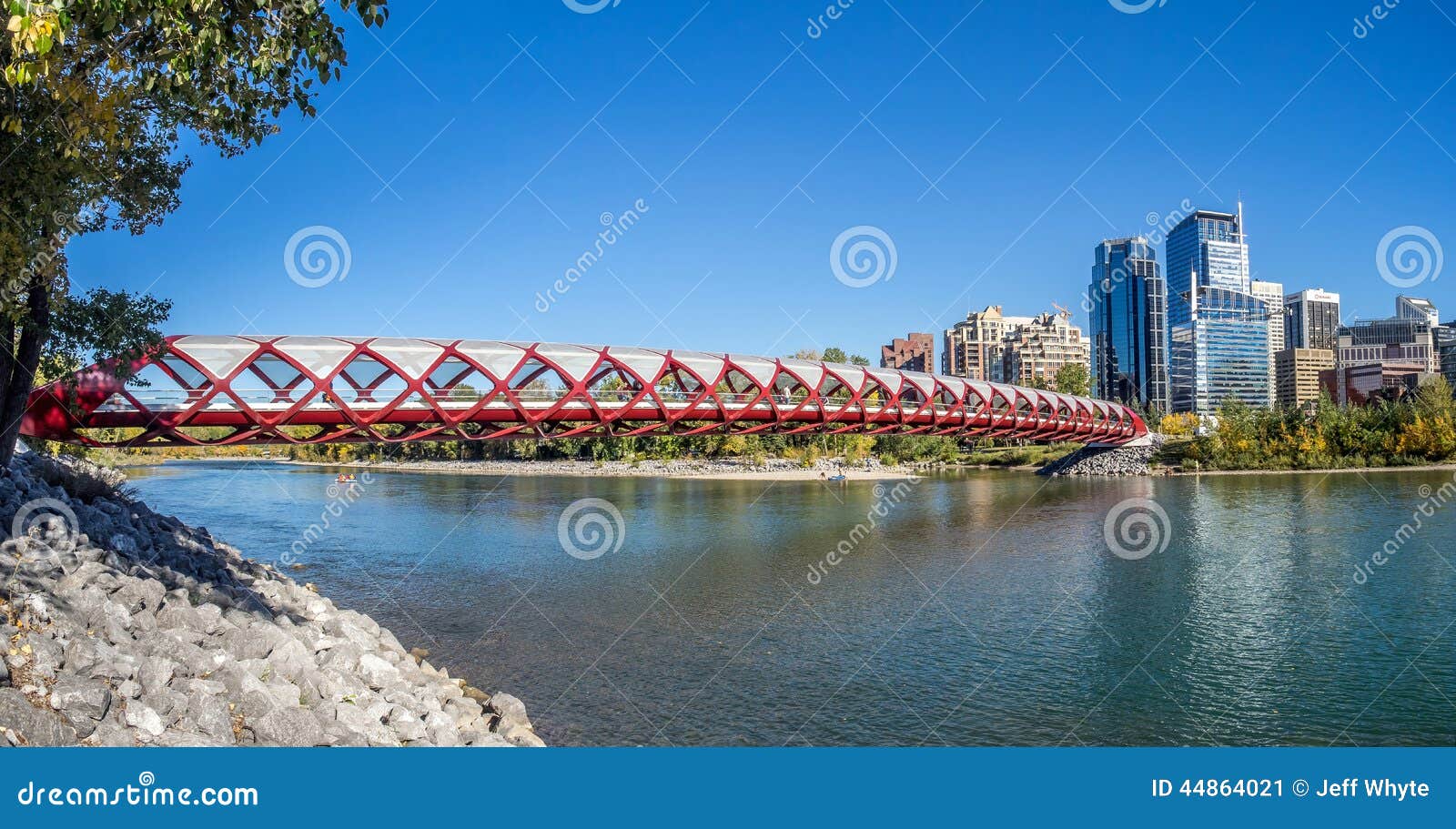 Peace Bridge editorial photo. Image of bridge, office - 44864021
