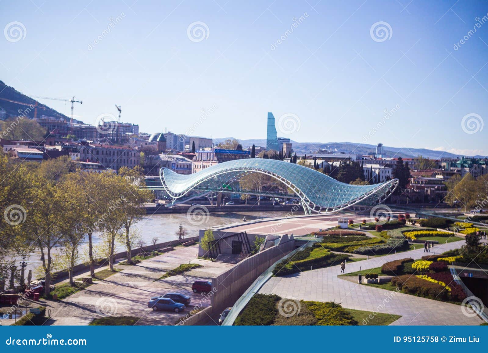 Peace Bridge Tbilisi editorial stock photo. Image of chacha - 95125758