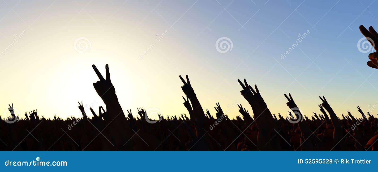 Peace Sign Stock Photography | CartoonDealer.com #52595528