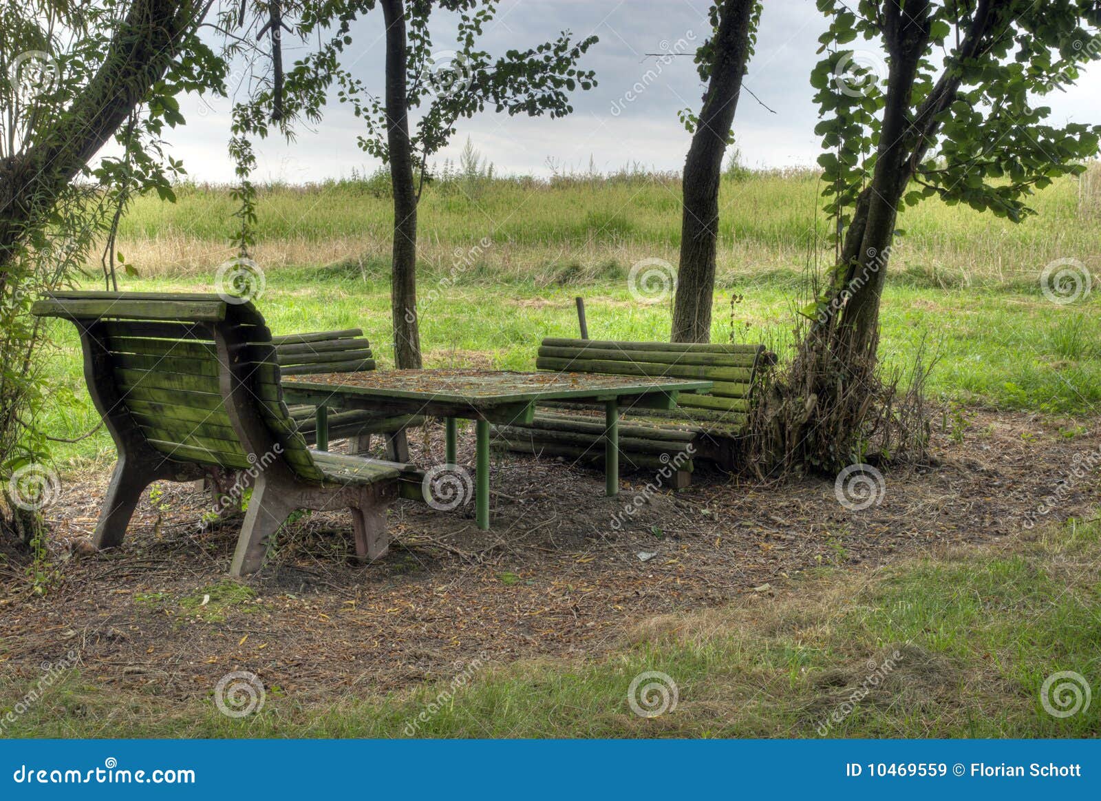 Peaceful Bench stock image. Image of nature, fence, fall - 10469559