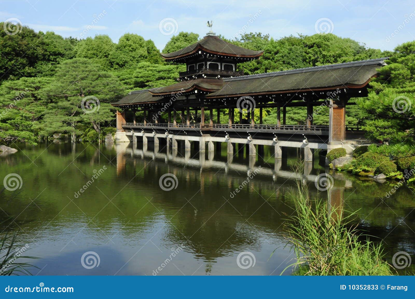 Peaceful Japanese garden stock image. Image of kyoto - 10352833