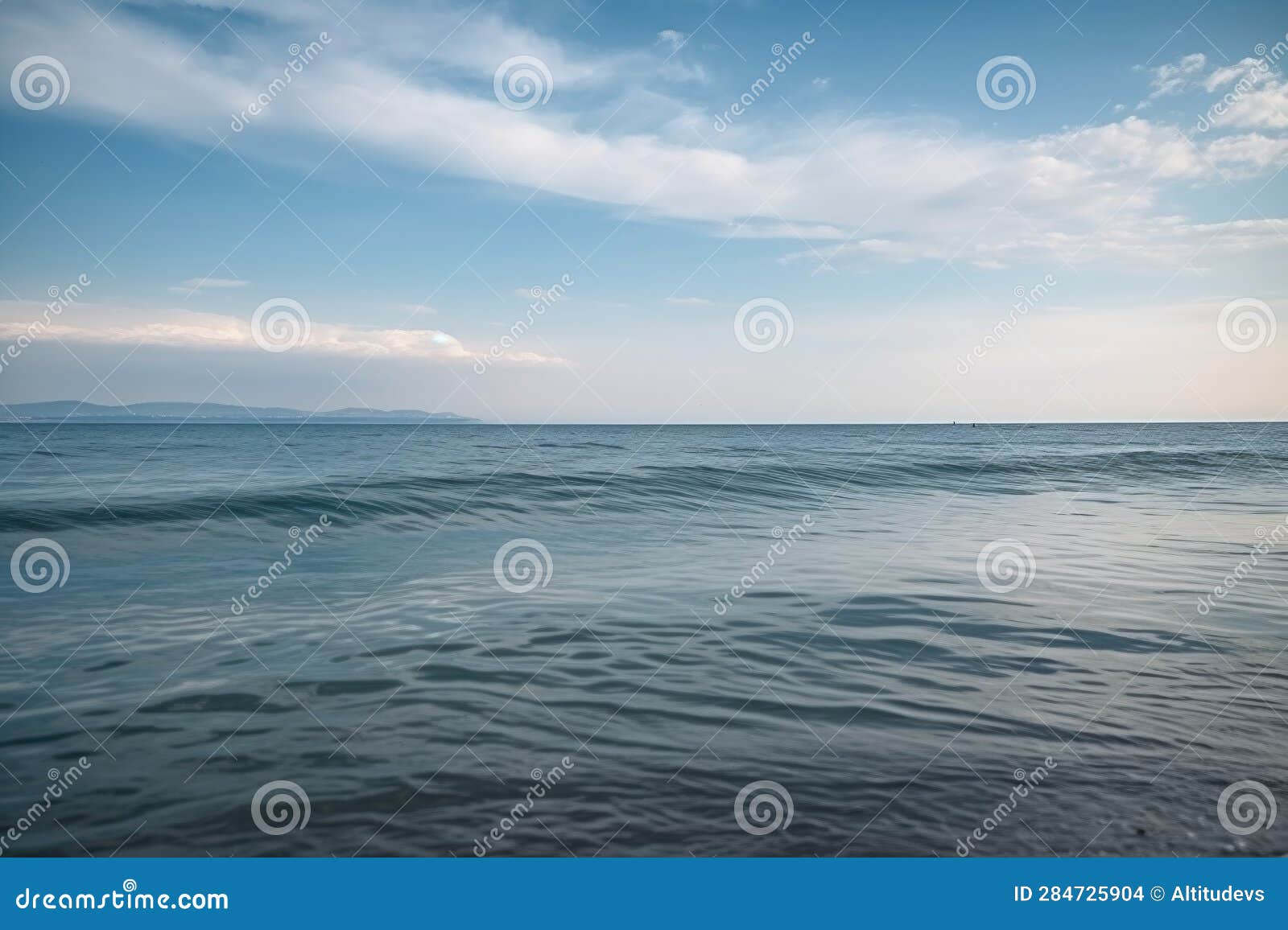 Peaceful Ocean View with Serene Waves and Sky, Perfect for Meditation ...