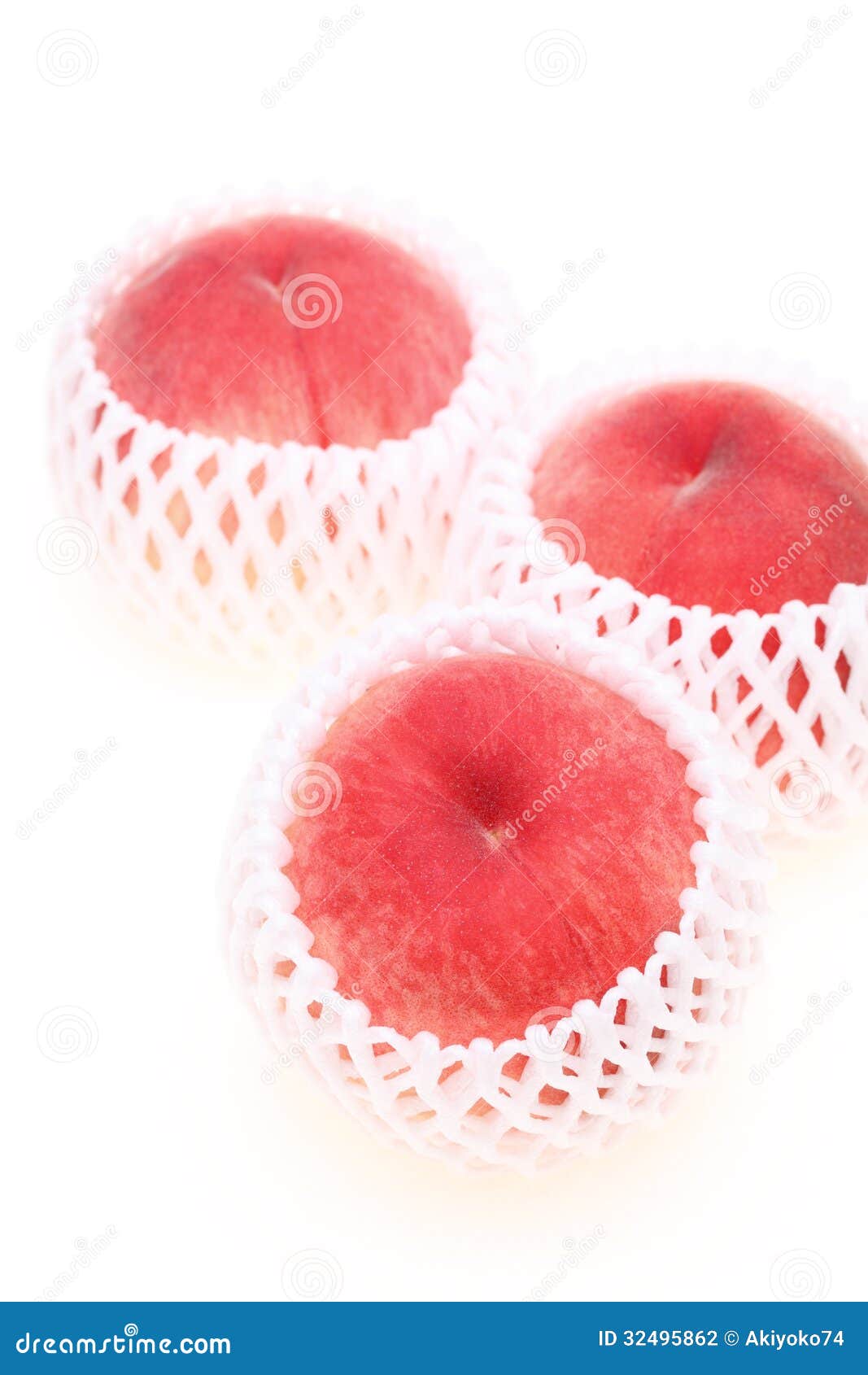 Peaches in fruit net stock photo. Image of display, nutrition - 32495862