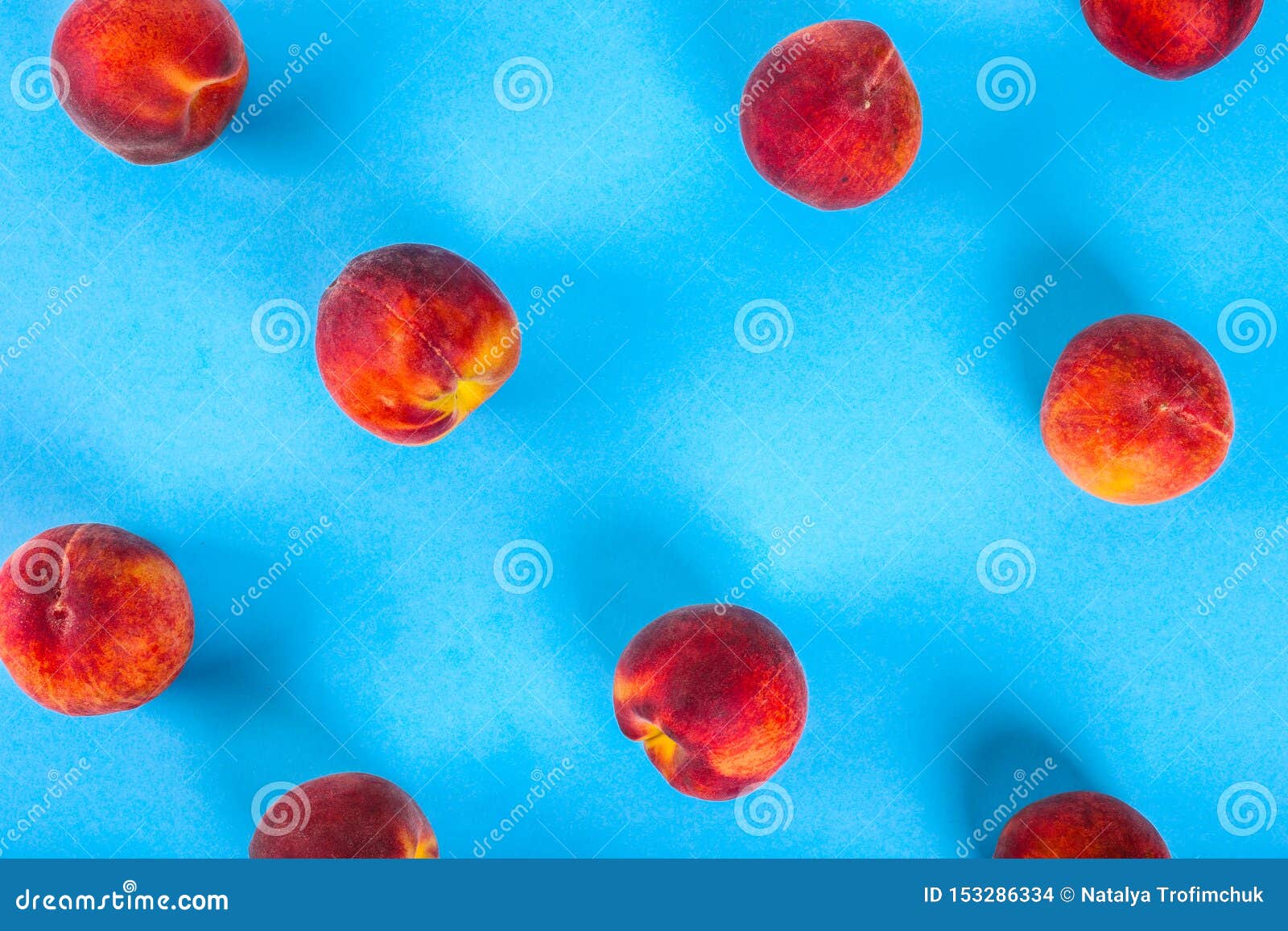 Peaches Pattern. Top View of Fresh Fruits on a Blue Background ...
