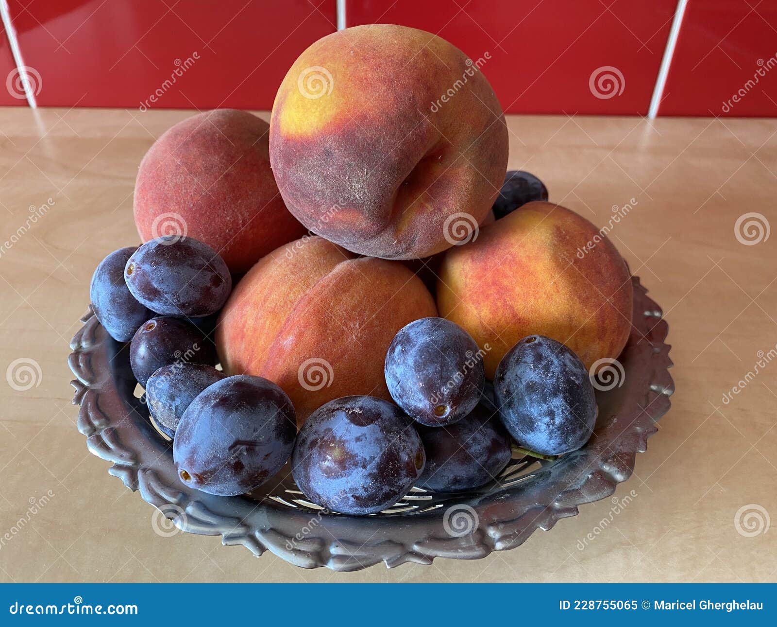Peaches & Plums Side View Stock Image - Image of berry, flower: 228755065