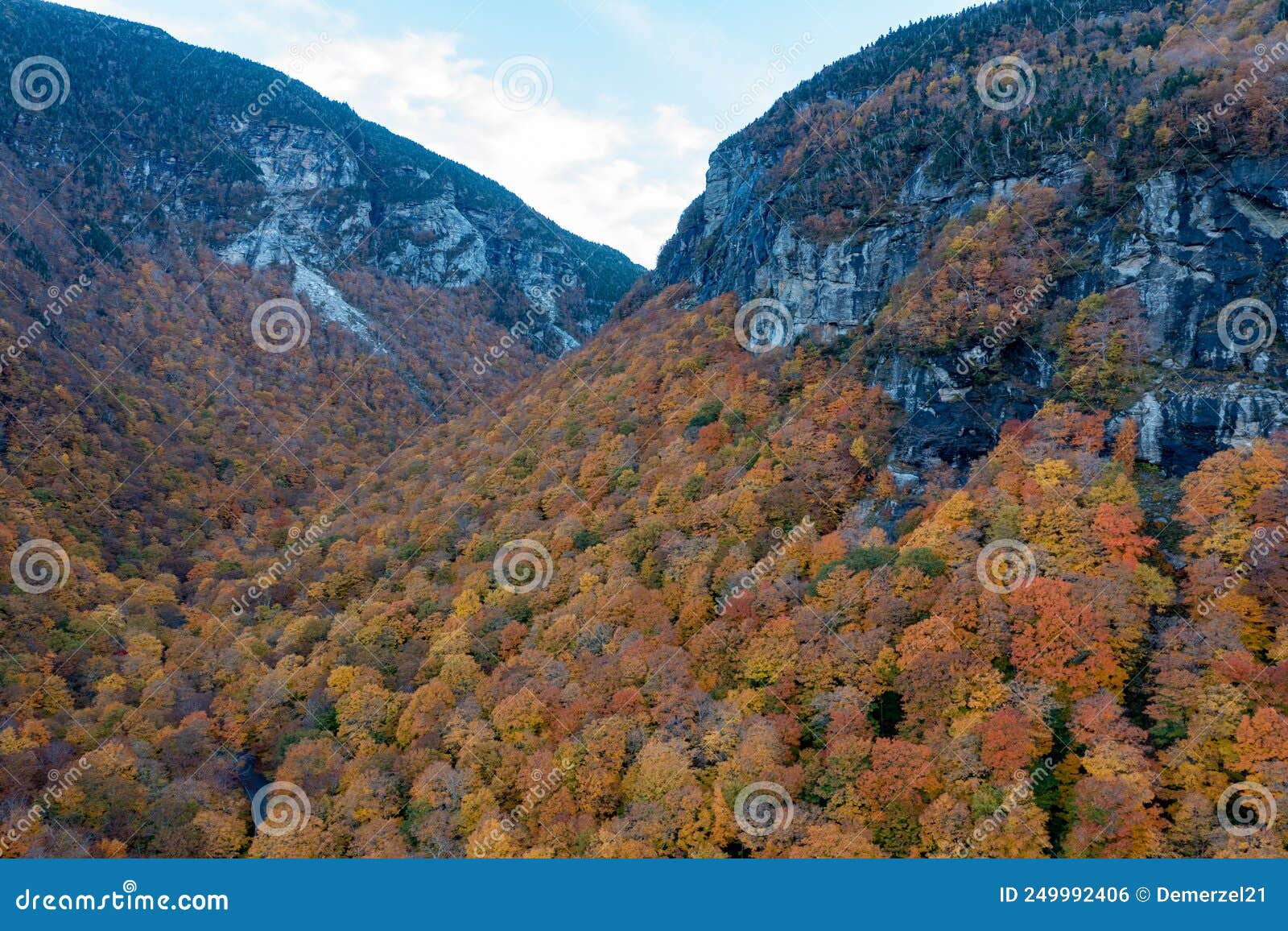 Peak Foilage - Smugglers Notch, Vermont Stock Photo - Image of natural ...