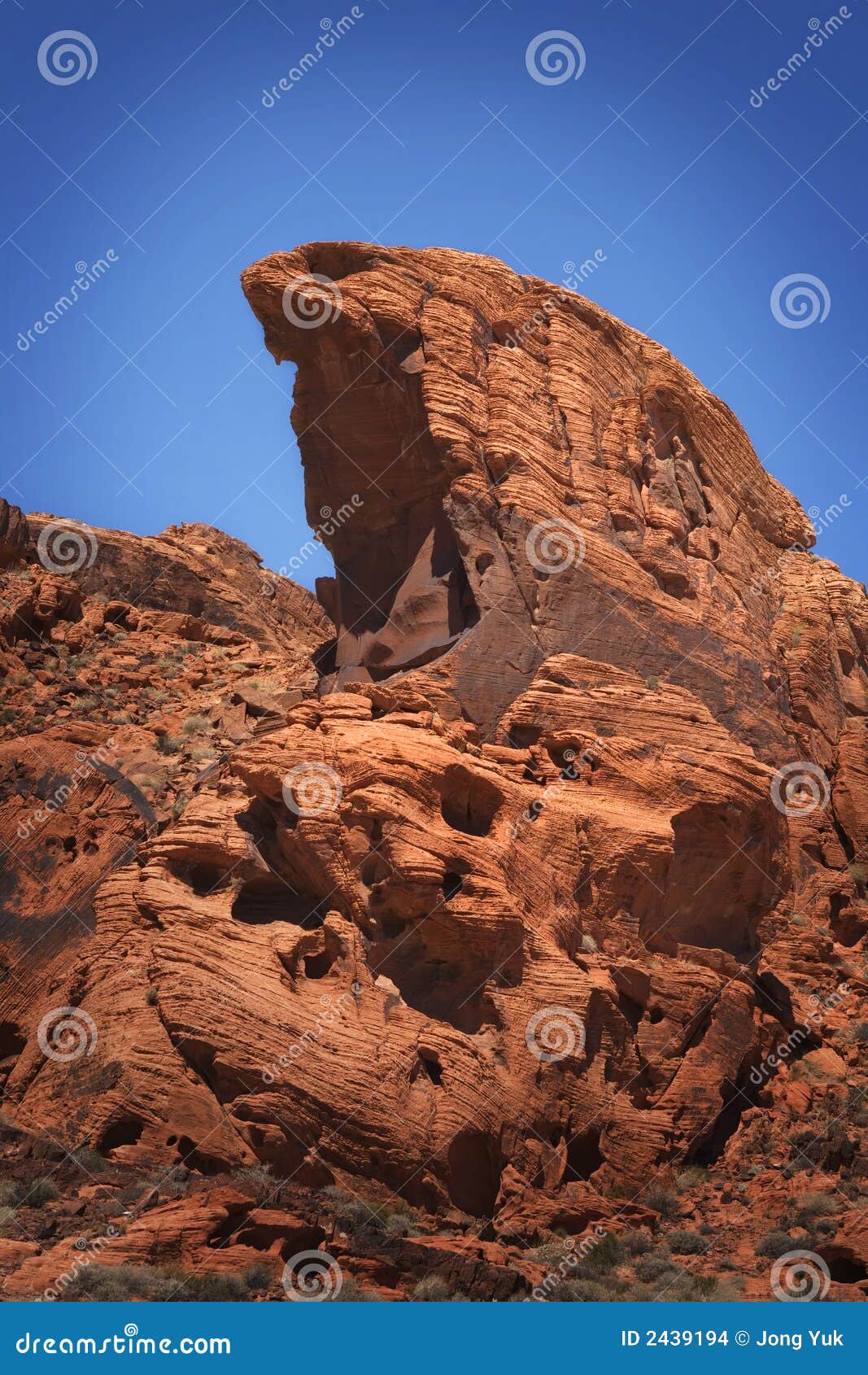 Peak Formation Picture. Image: 2439194