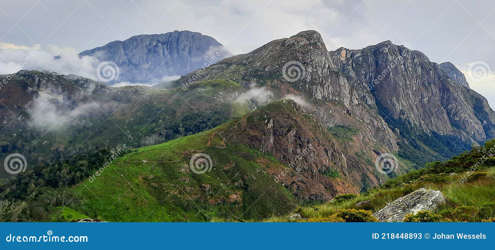 Peak in Mulanje Mountain,Malawi Stock Image - Image of safari, natural ...
