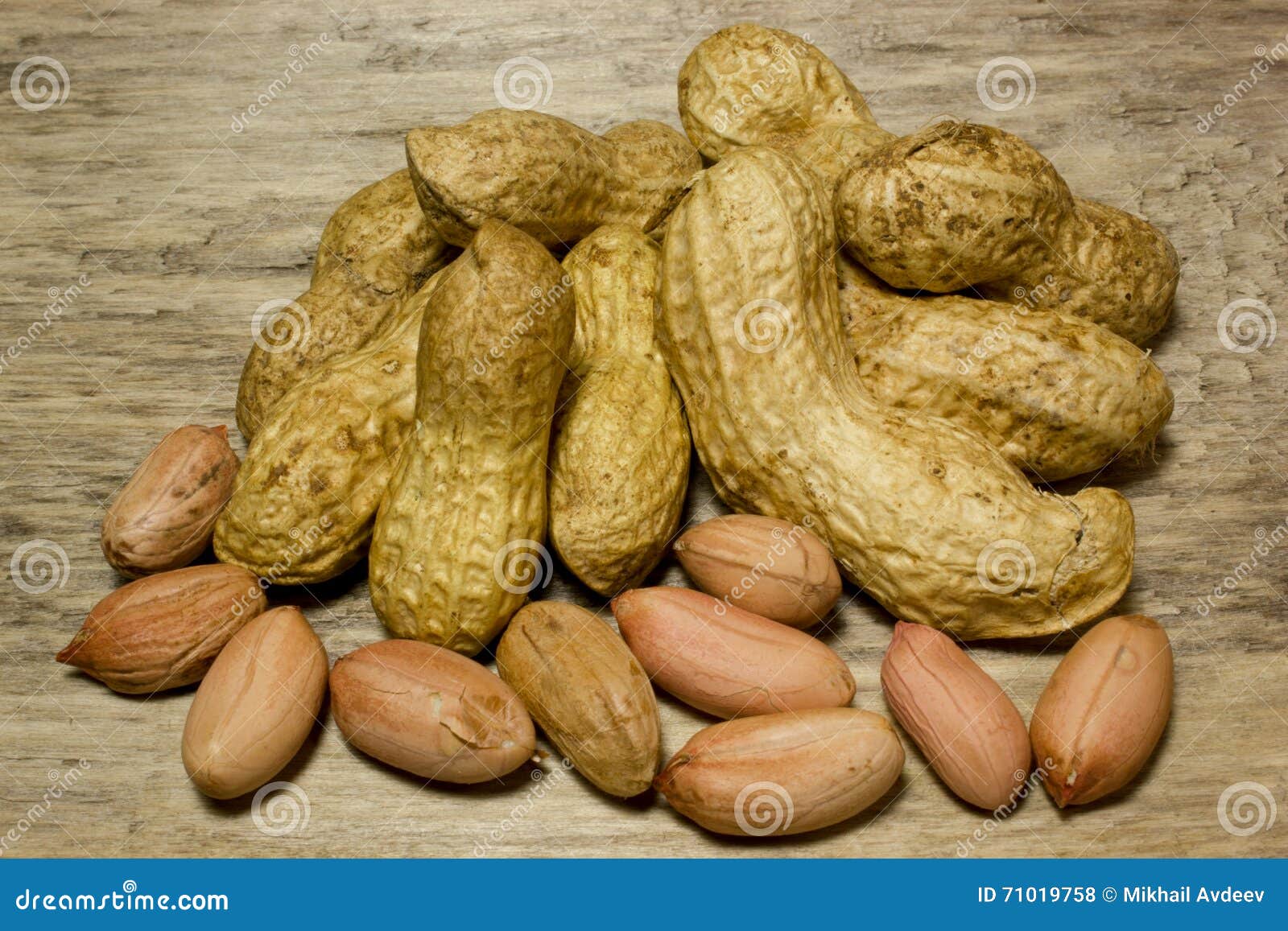 Peanuts in shell stock photo. Image of brown, seed, table - 71019758