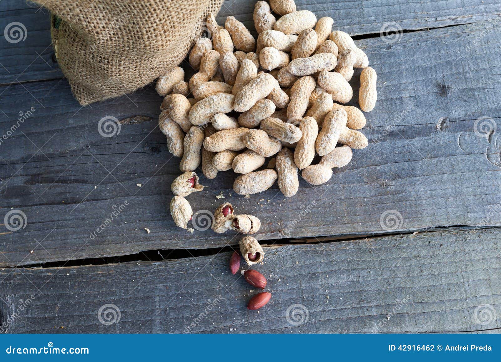 Peanuts on table stock photo. Image of groundnut, peel - 42916462