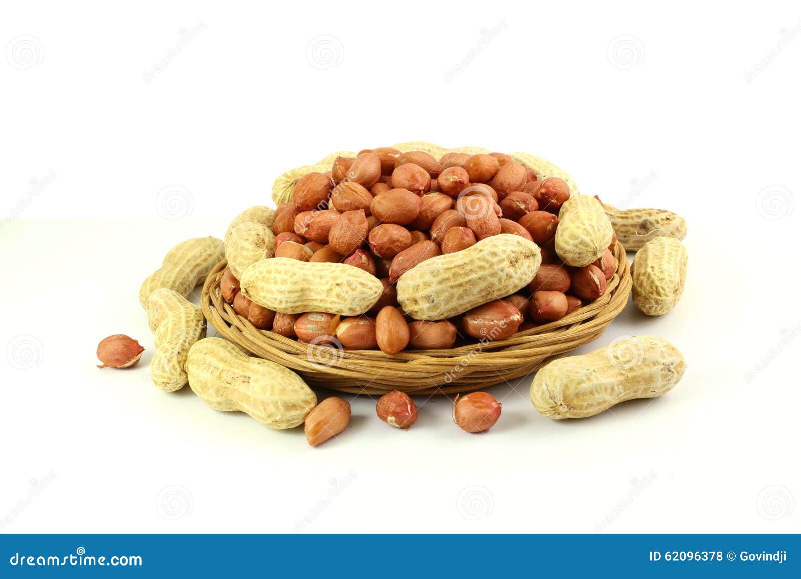 Peanuts, Whole And Half Nuts, Isolated On White Background. Long ...