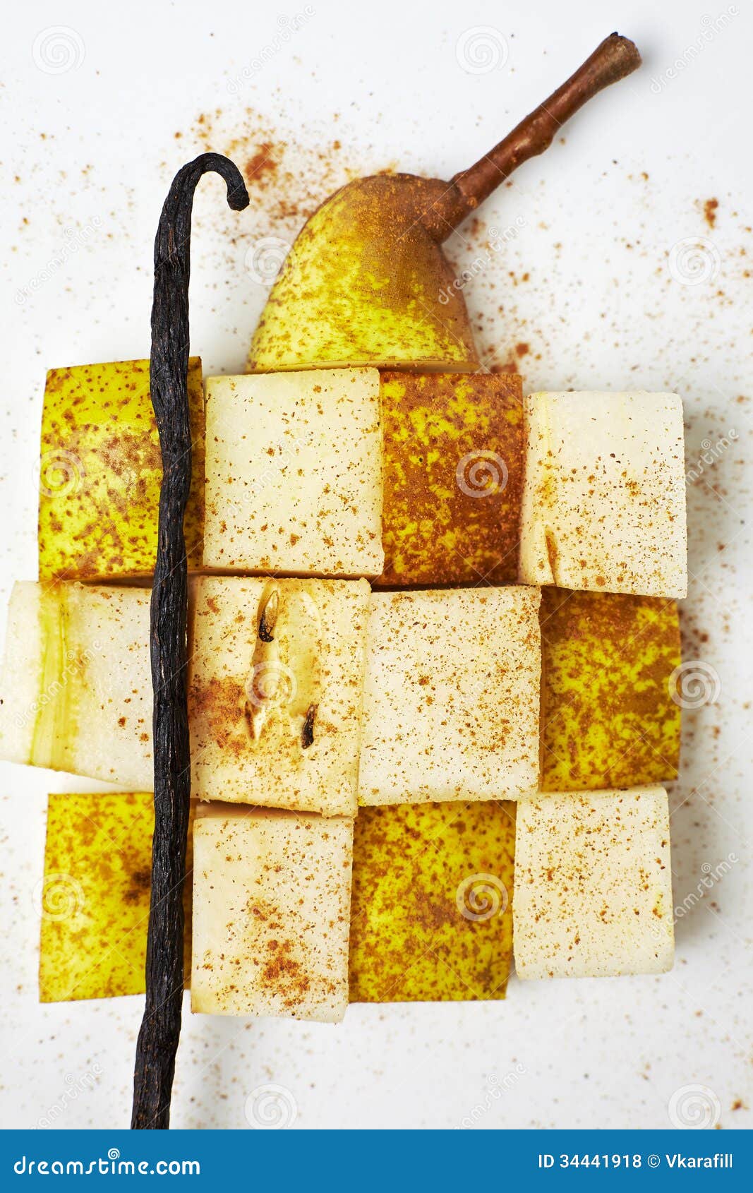 Pear in cubes pieces stock photo. Image of fresh, fruits - 34441918