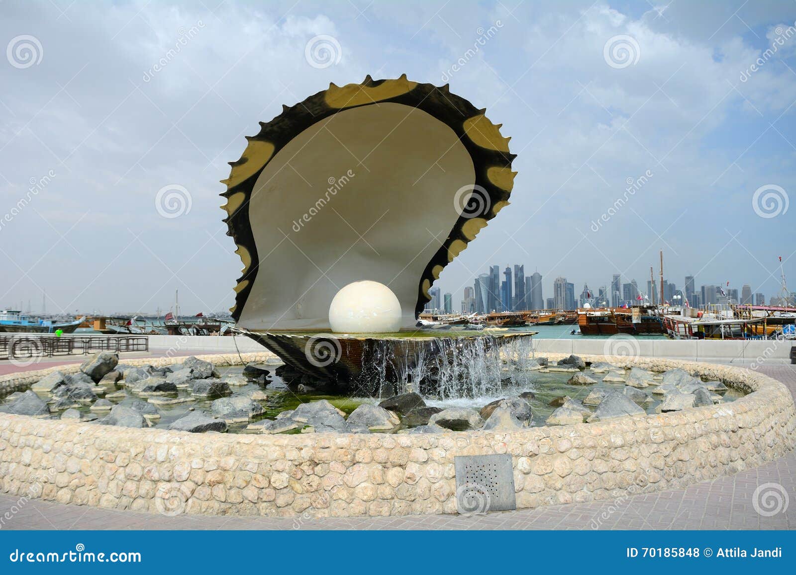 The Pearl, Doha, Qatar stock photo. Image of attraction - 70185848
