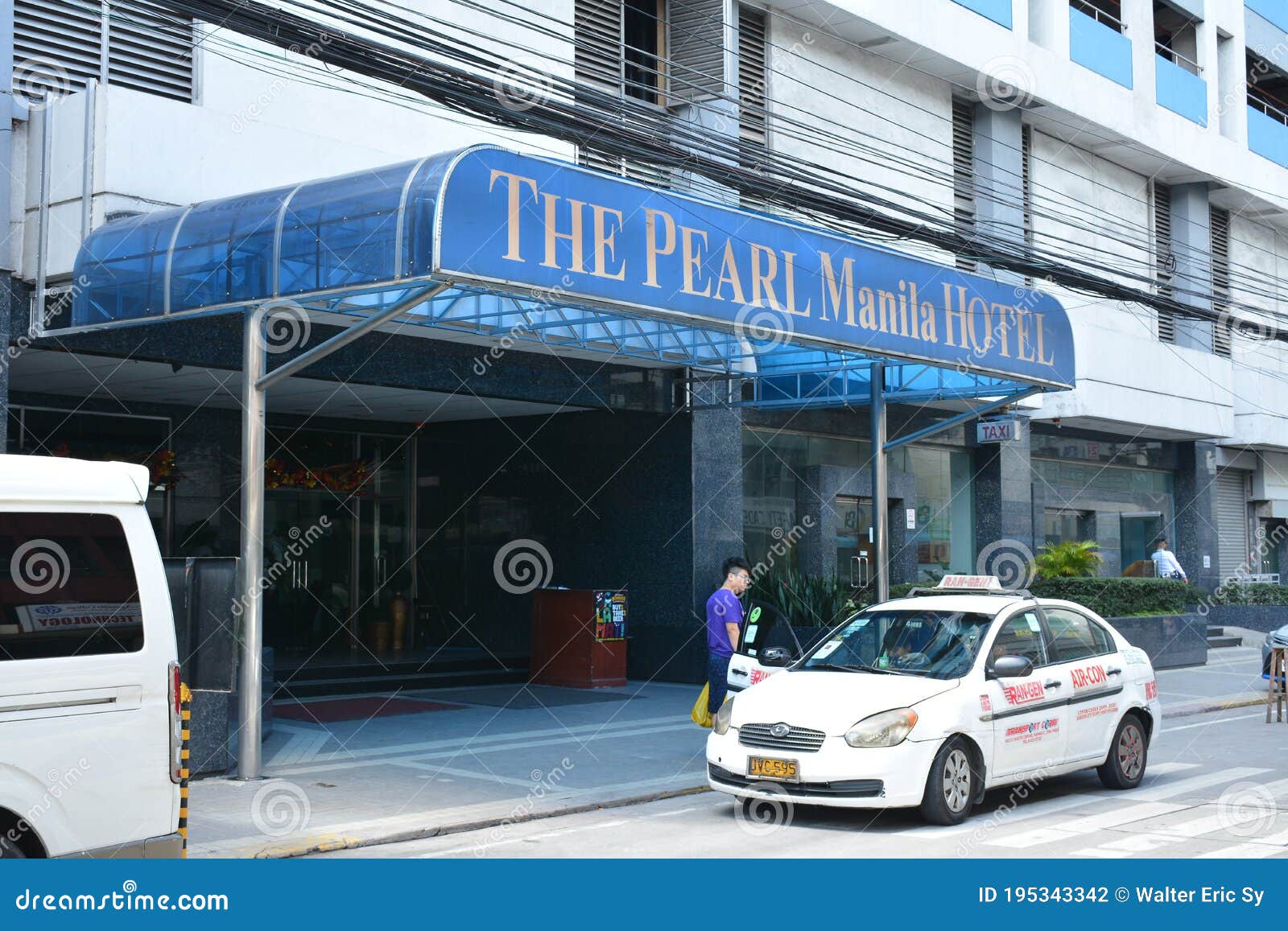 The Pearl Manila Hotel Facade in Manila, Philippines Editorial ...
