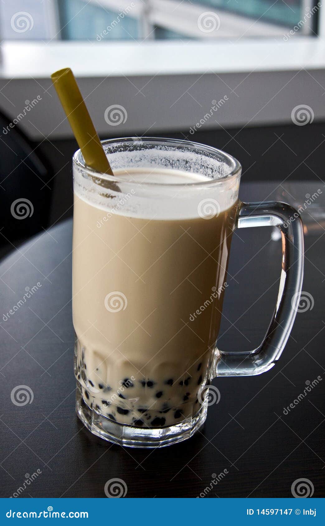 Pearl Milk Tea With Tapioca Ball, Famous Taiwanese Bubble Tea Of Taiwan ...