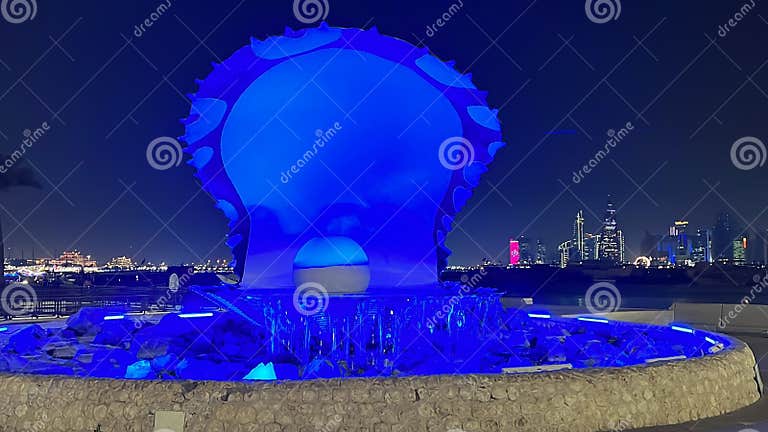 The Pearl Monument in Doha, Qatar Stock Illustration - Illustration of ...
