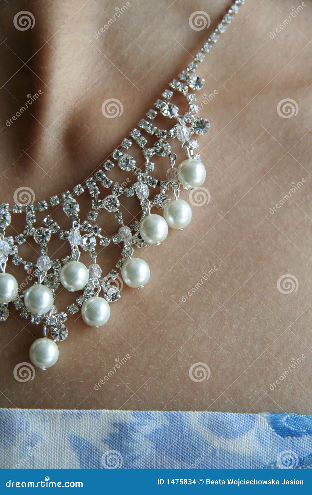 Pearl neck-less stock photo. Image of shiny, bead, women - 1475834