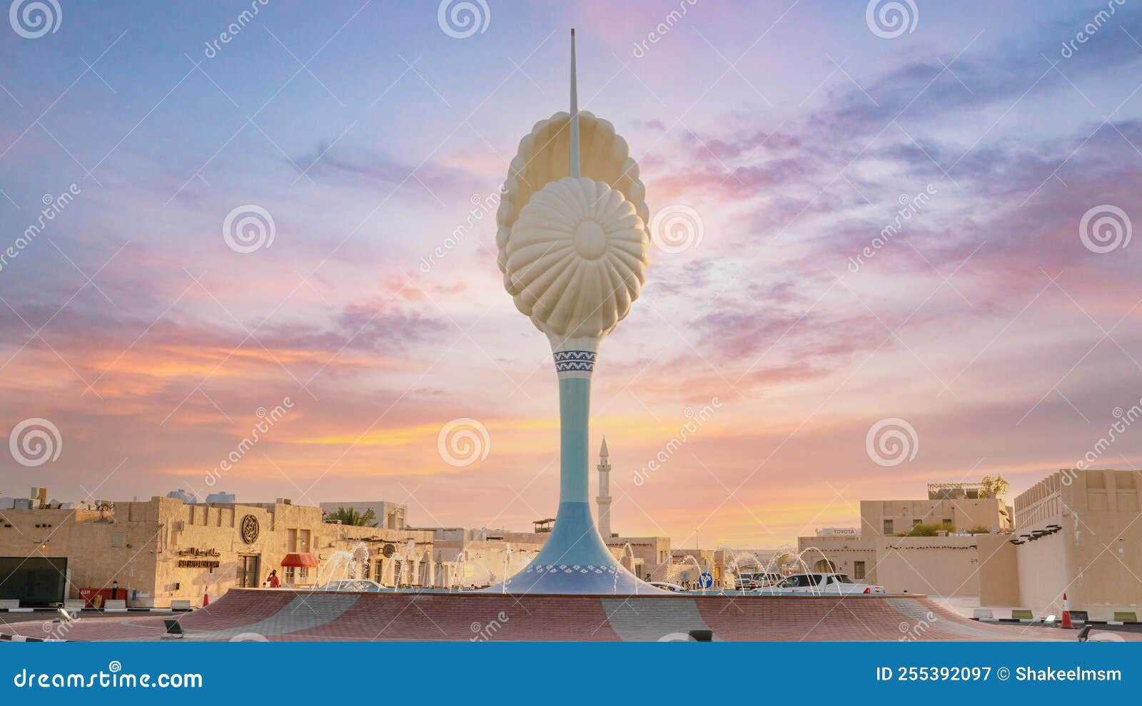 Pearl Roundabout at Wakra Public Beach Stock Image - Image of historic ...