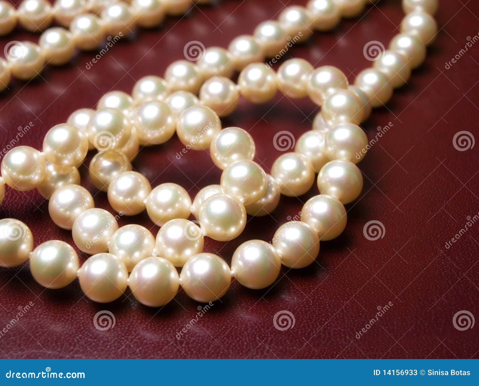 Pearls stock image. Image of beauty, gift, jewellery - 14156933