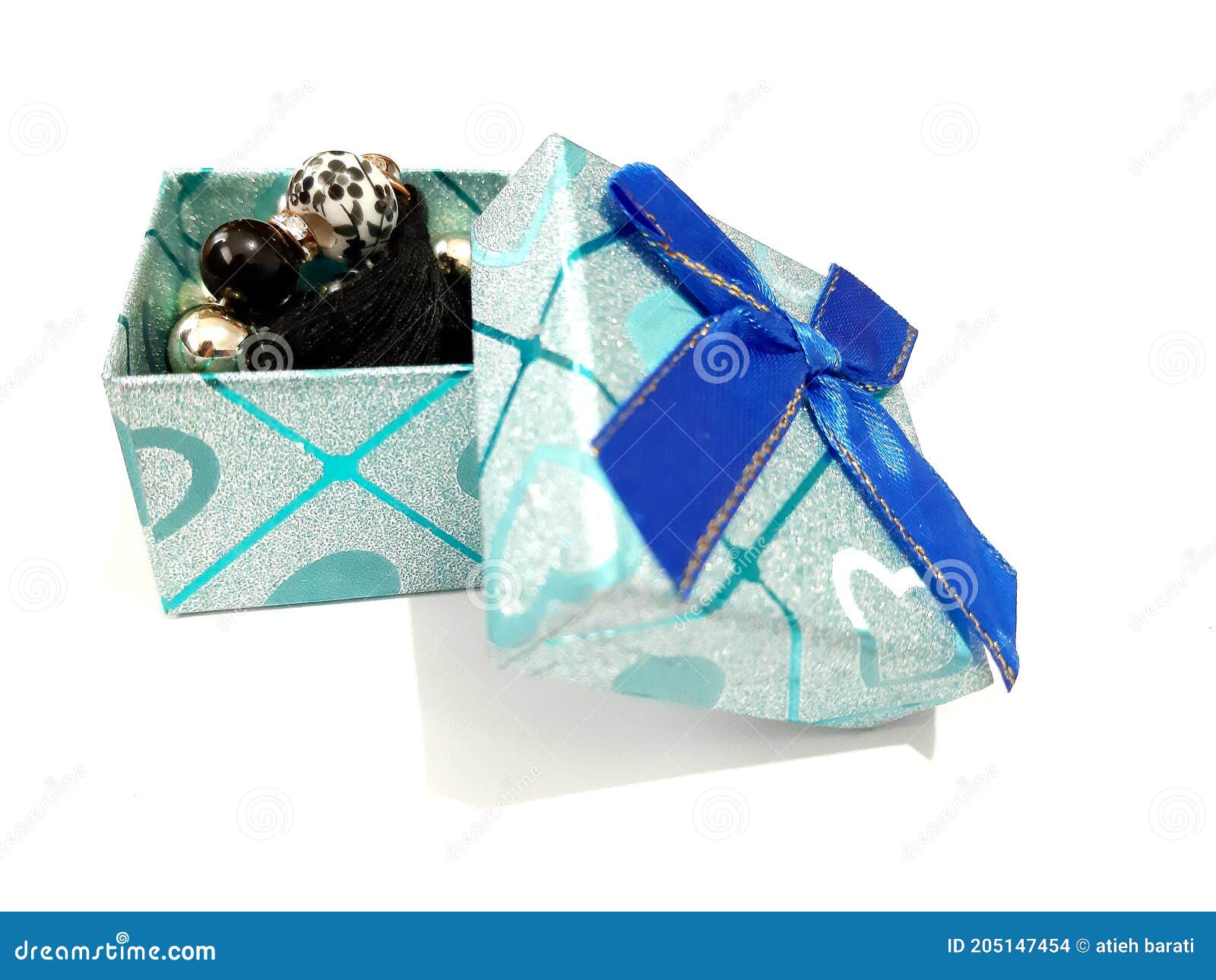 Pearls and Beads in a Gift Box Stock Photo - Image of blackpearls ...