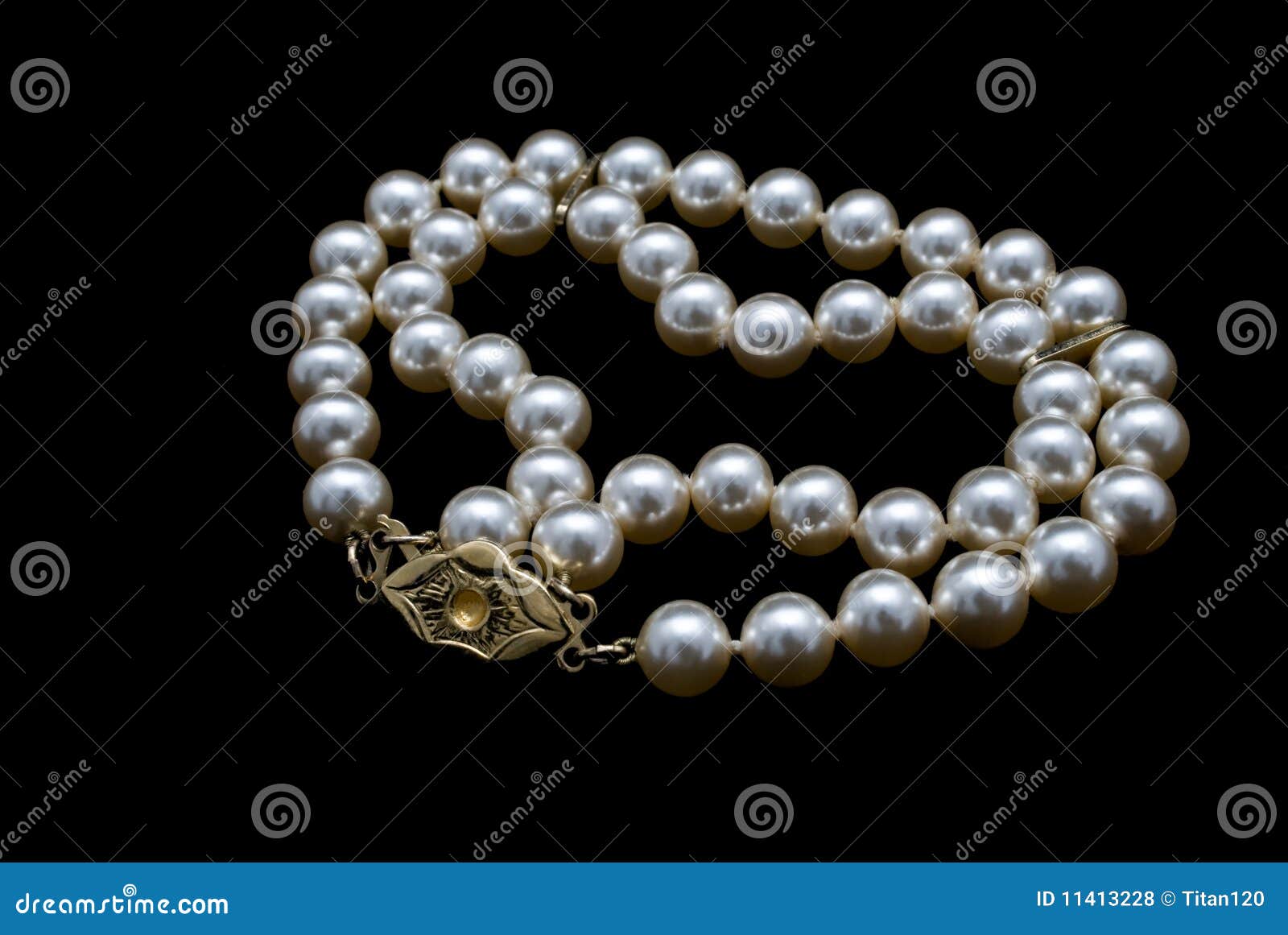 Pearls Necklace on Black Background Stock Photo - Image of necklace ...