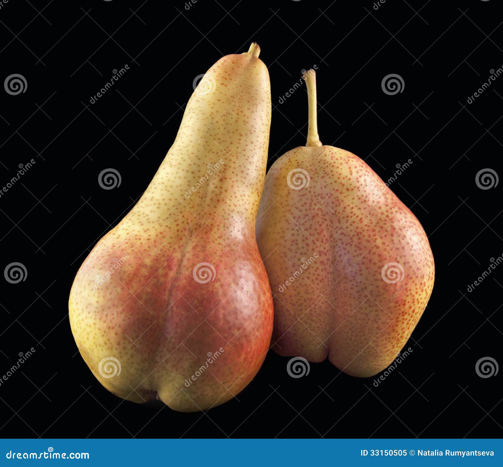 Pears on the Black Background Stock Image - Image of macro, stand: 33150505