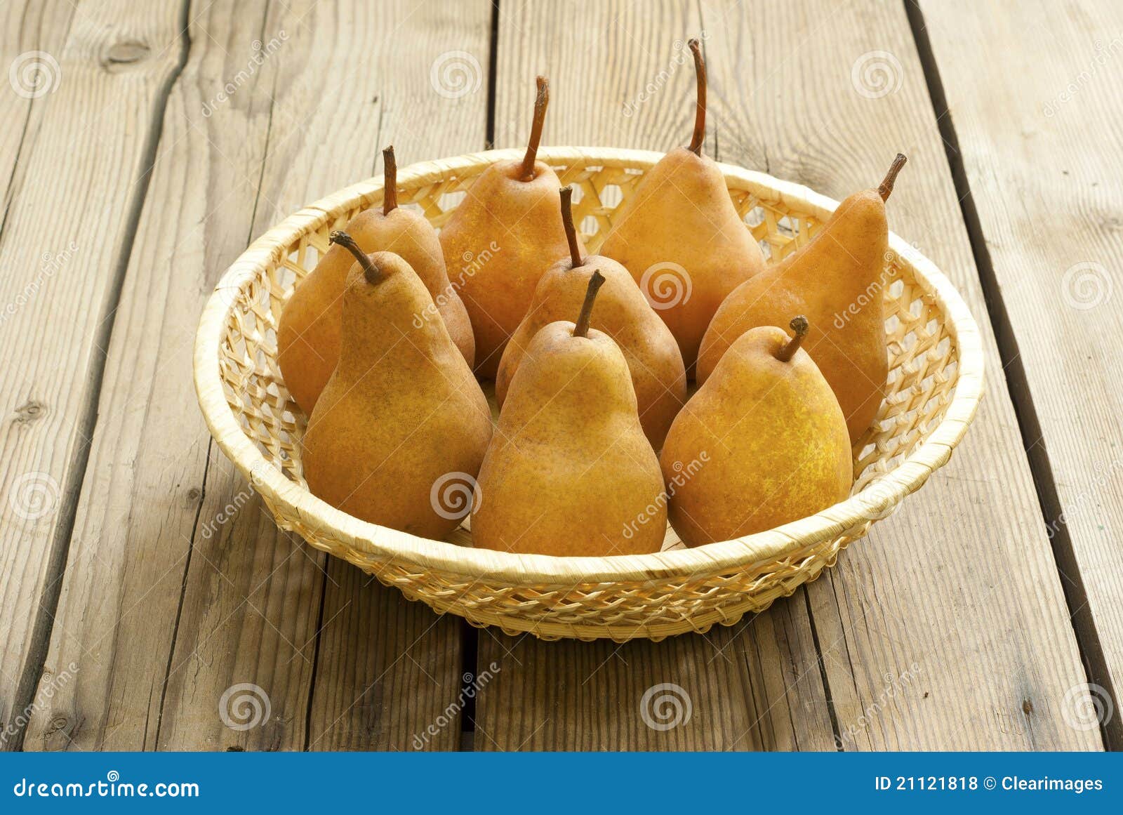 Pears on wooden table stock photo. Image of fragrant - 21121818