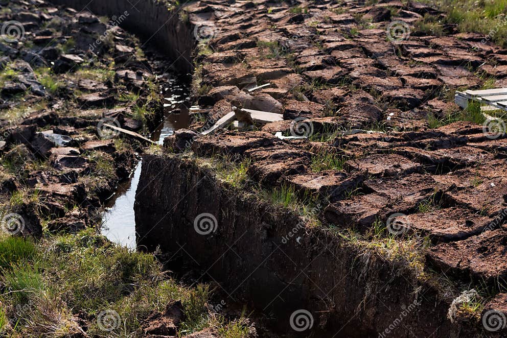 Peat digging in Scotland stock photo. Image of digging - 64378090