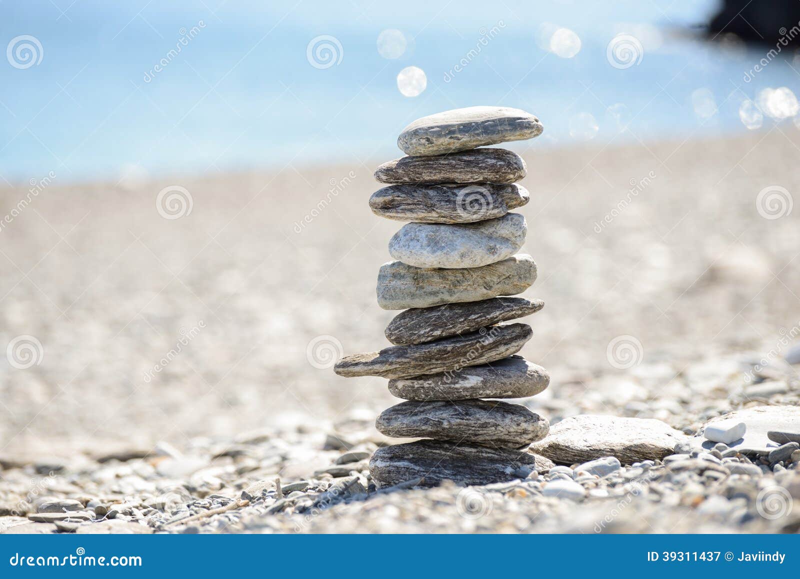 Pebbles in Balancing on the Beach Stock Image - Image of seascape, pile ...