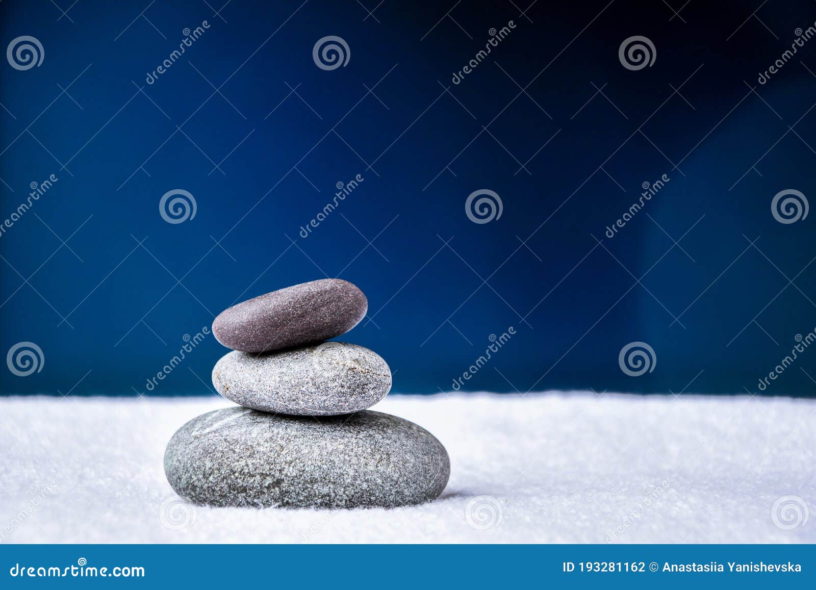 Pebbles Stack, Balance, Pyramid of Stones for Meditation, Stack of Zen ...