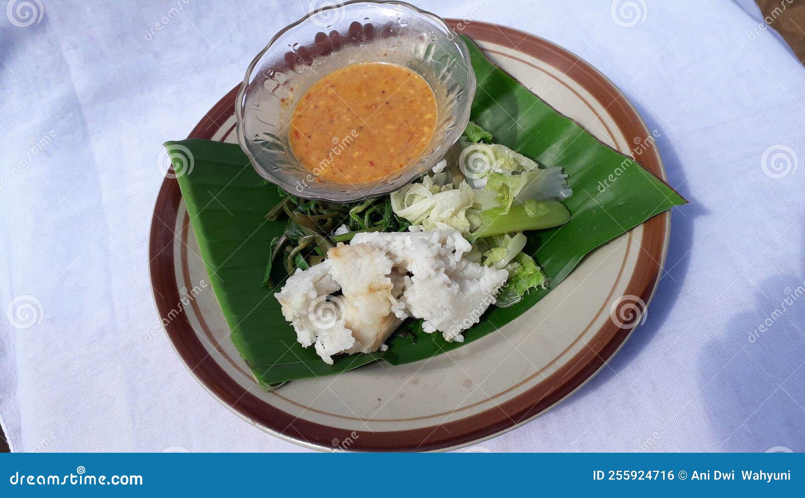 Pecel or Javanese Salad with Peanut Sauce on Plate Stock Photo - Image ...