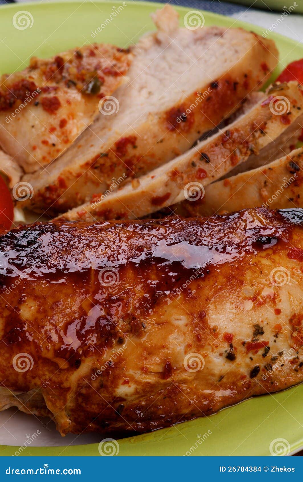 Pecho de pollo asado foto de archivo. Imagen de grilled - 26784384