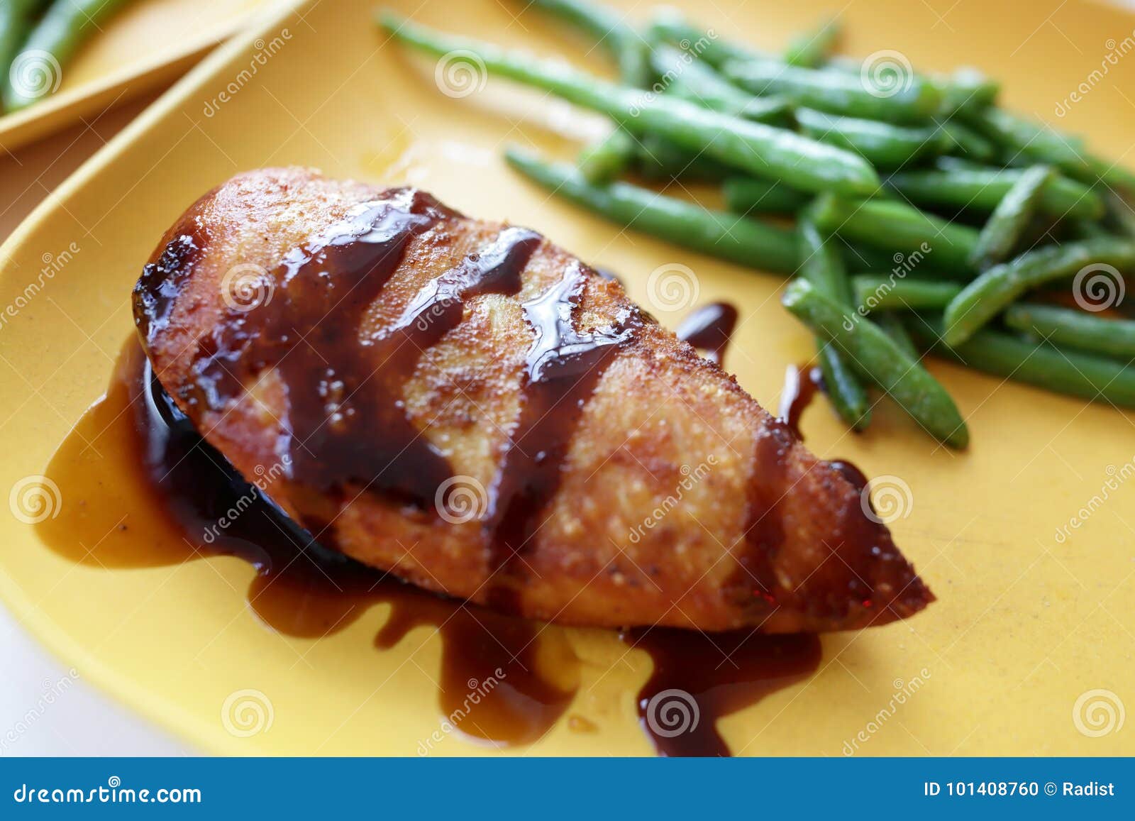 Pecho De Pollo Asado a La Parilla Foto de archivo - Imagen de grilled ...