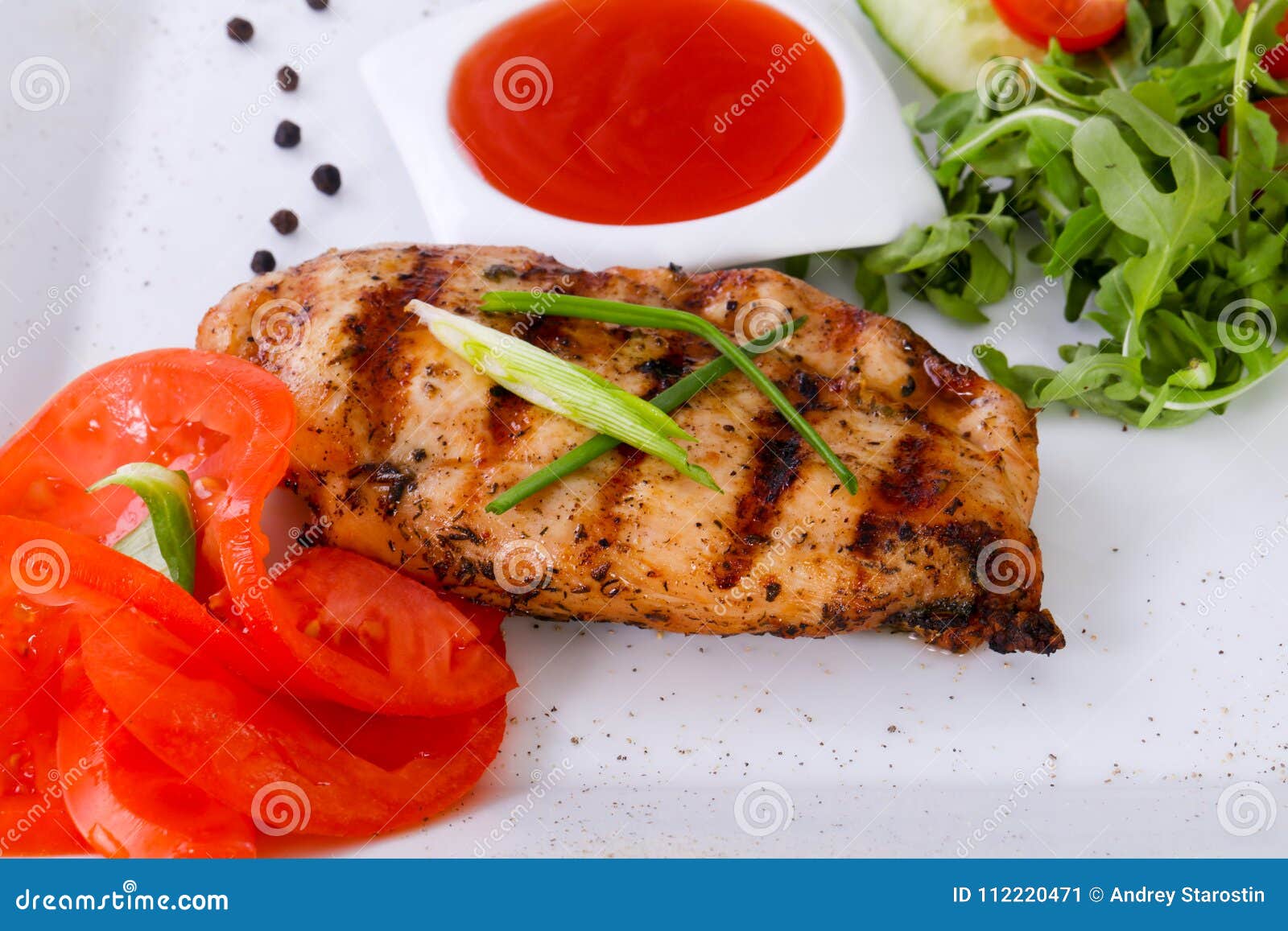 Pecho De Pollo Asado a La Parilla Imagen de archivo - Imagen de placa ...