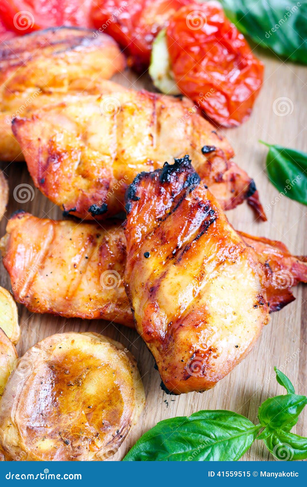 Pecho De Pollo Asado a La Parilla Imagen de archivo - Imagen de pecho ...