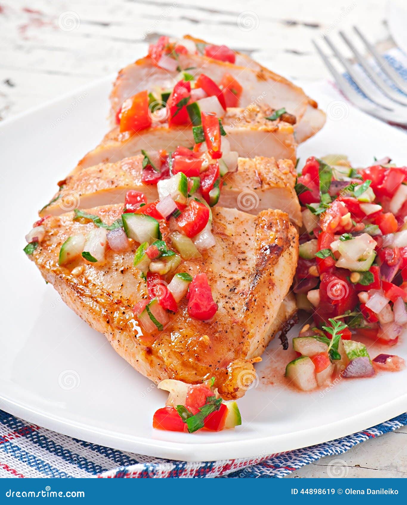 Pecho De Pollo Asado a La Parilla Imagen de archivo - Imagen de hierba ...