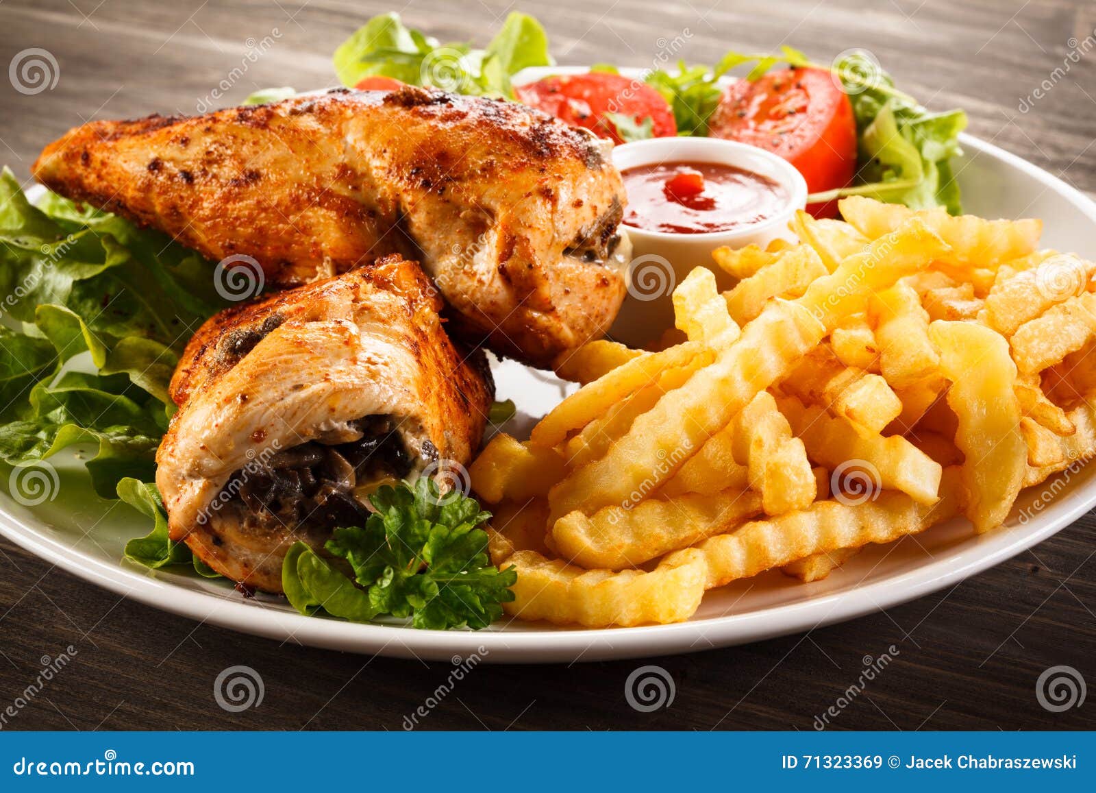 Pecho De Pollo Asado a La Parilla Imagen de archivo - Imagen de ...