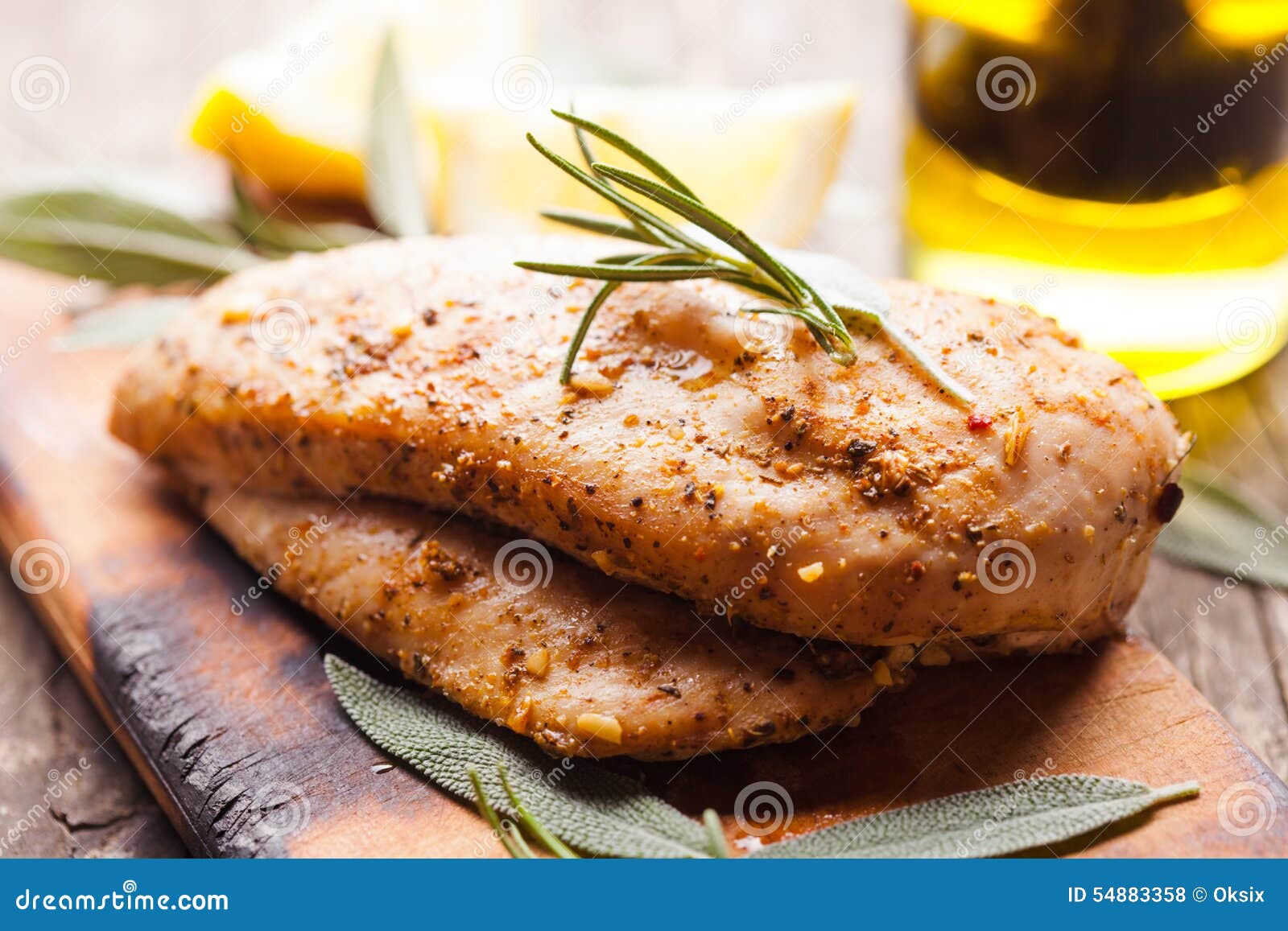 Pecho De Pollo Cocido Al Horno Foto de archivo - Imagen de pechos ...