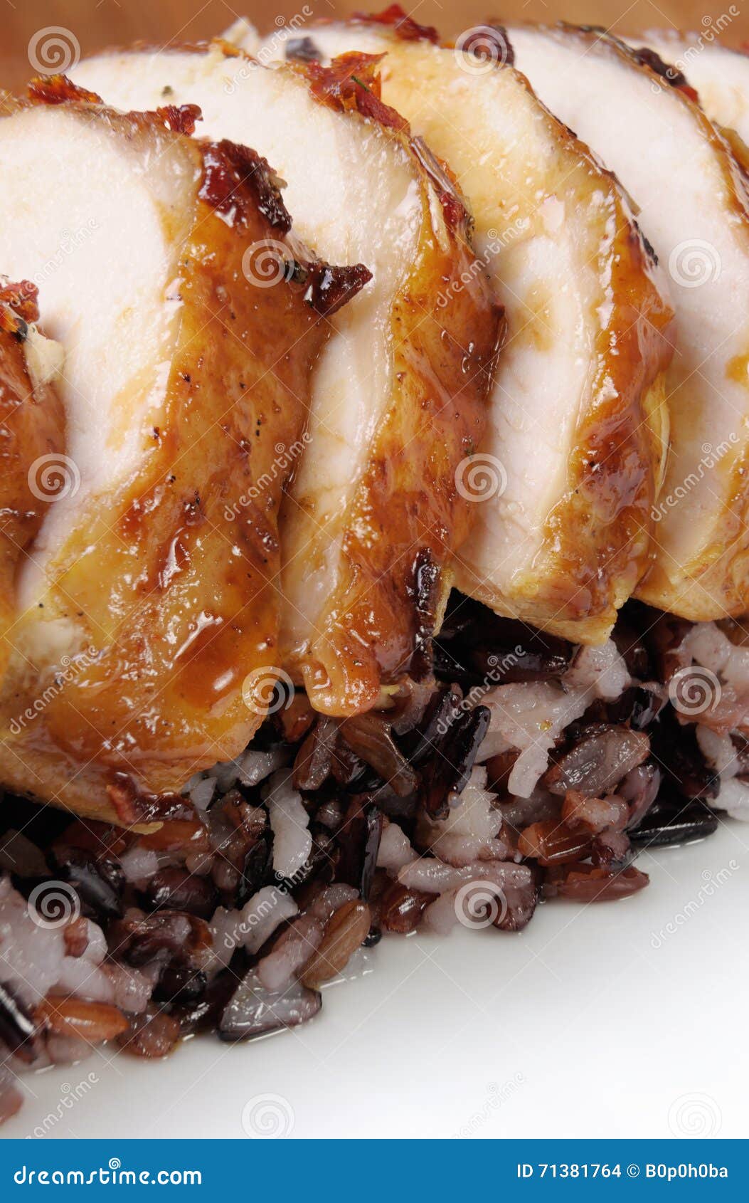 Pecho De Pollo Cocido Al Horno Foto de archivo - Imagen de cierre ...