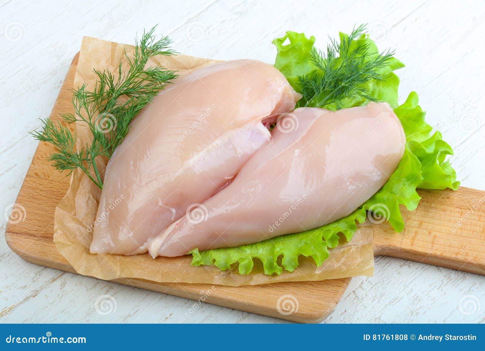 Pecho De Pollo Sin Procesar Foto de archivo - Imagen de crudo, comida ...