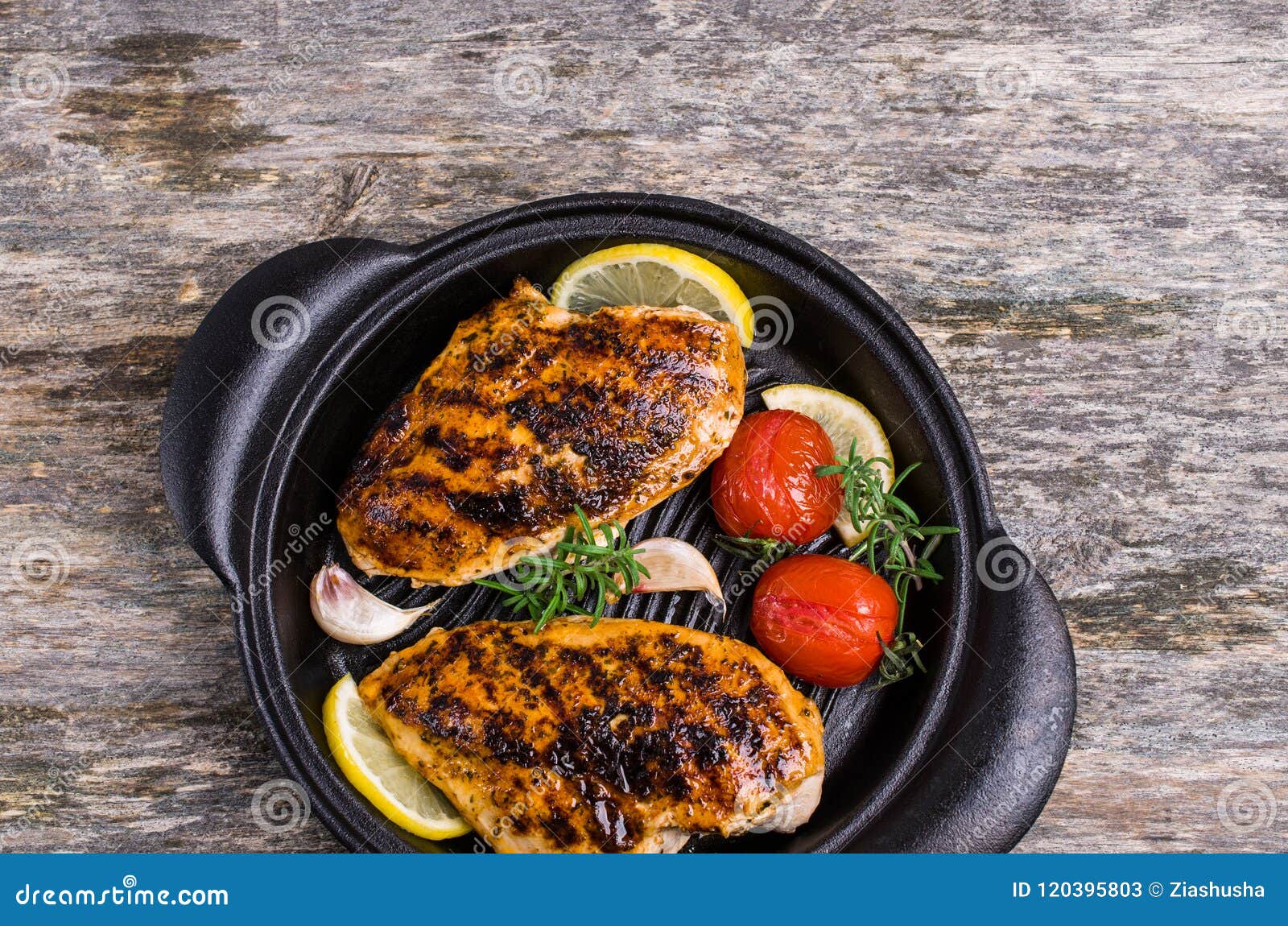 Pechos de pollo frito imagen de archivo. Imagen de alimento - 120395803